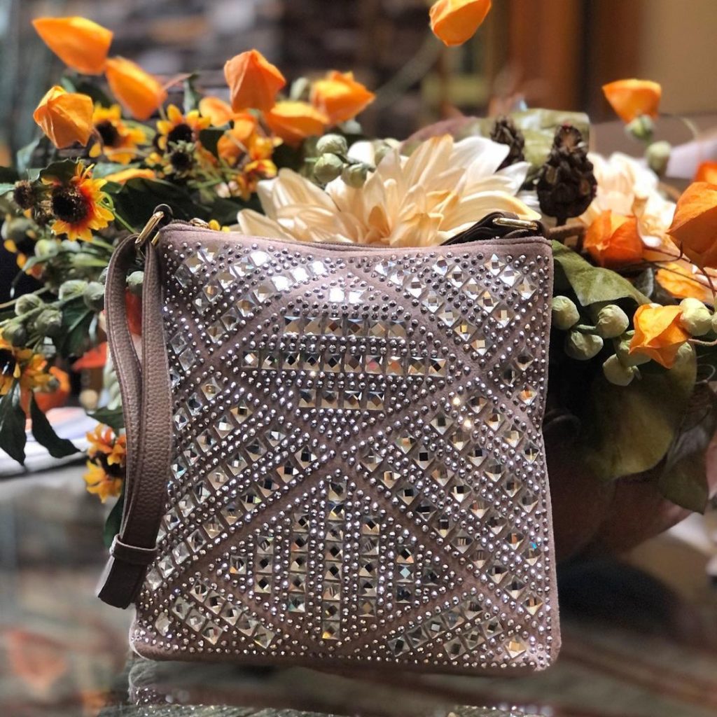BLING BAGS to Update Your Glamour Accessories • at SequinQueen