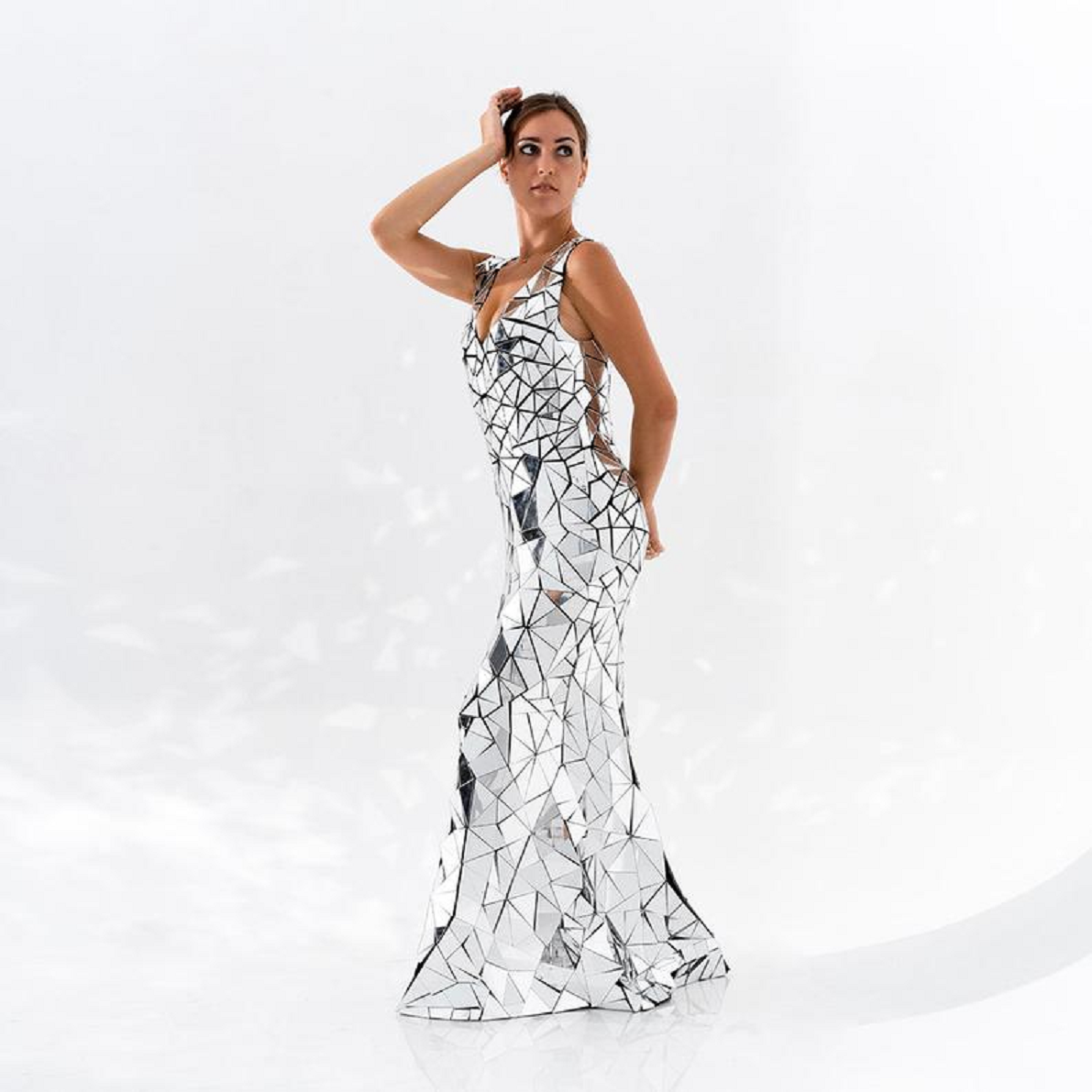 What IS a MIRROR DRESS? • WOW Styles Curated by SequinQueen